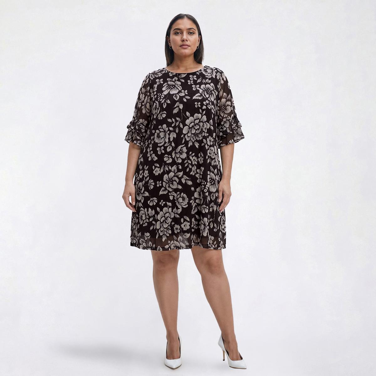 Click here for Plus Size Harper 241 Double Ruffle Sleeve Floral A... prices